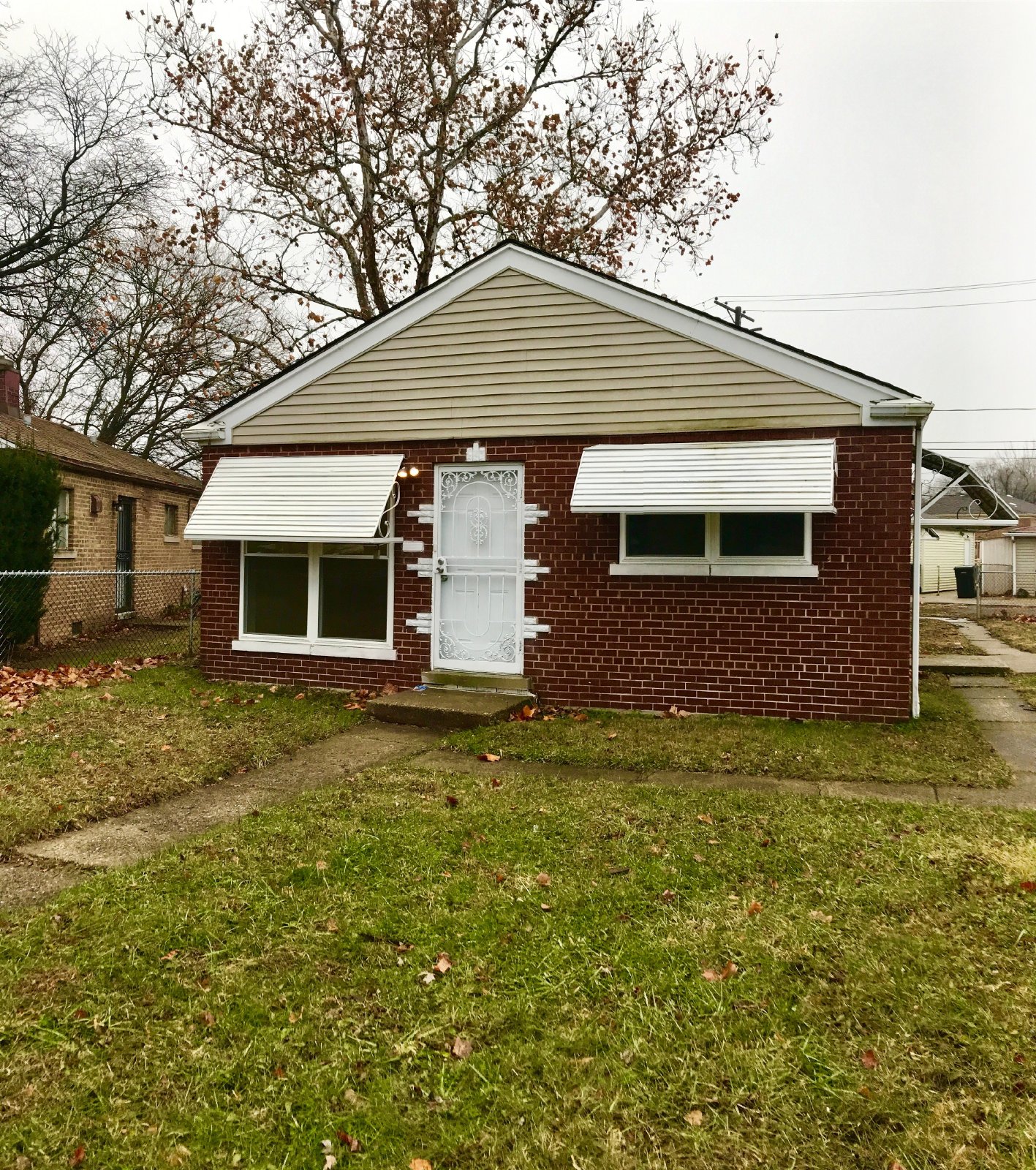 10246 S Van Vlissingen Road Chicago, IL 60617 | Straight Up Chicago ...